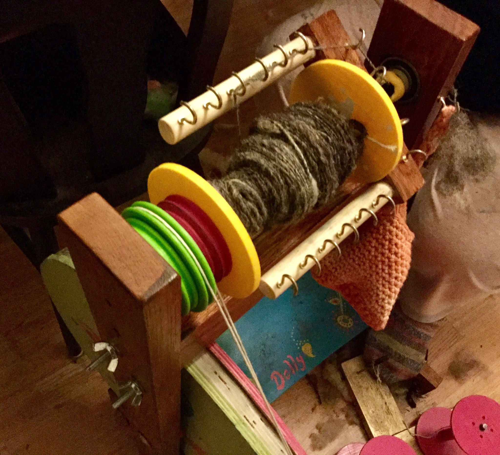 Spinning – Nature’s Little Crafts